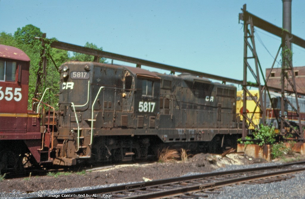 CR GP7 5817 (ex-RDG 625)